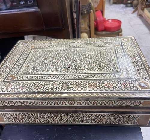 Шкатулка, ларец из ценных пород дерева