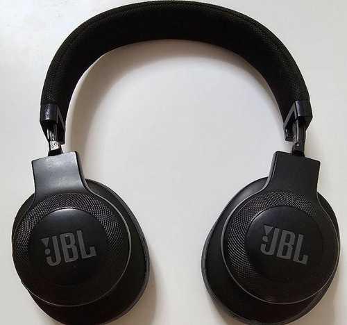 Беспроводные наушники jbl e55 bt