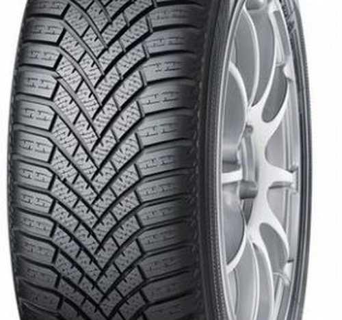 Yokohama BluEarth Winter V906 255/45 R20