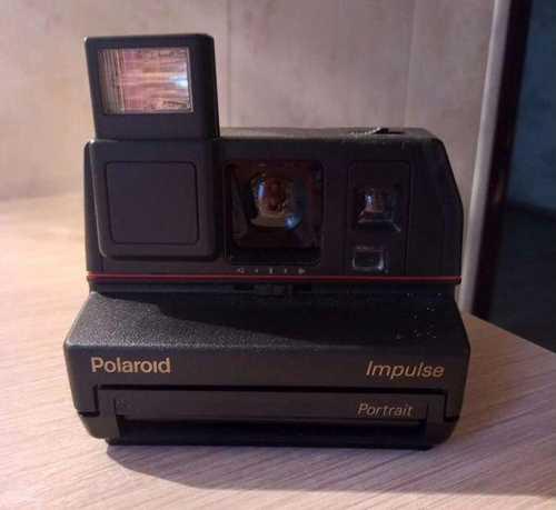 Фотоаппараты "Polaroid" и "lubitel-2"