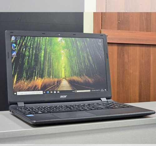 Ноутбук Acer Pentium\SSD