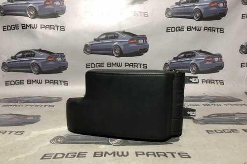 Подлокотник кожаный правый руль BMW E46