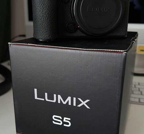 Panasonic lumix s5