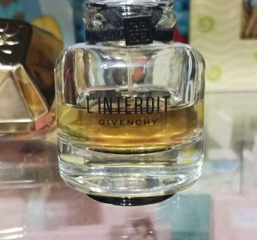 Парфюм Givenchy linterdit