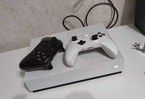 Xbox one s 1tb all digital +2 геймпада