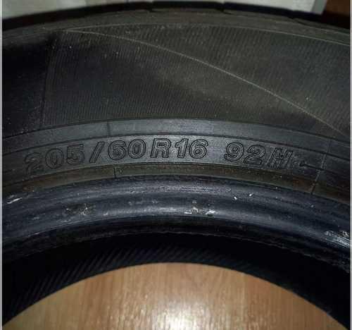 Yokohama BluEarth-ES ES32 205/60 R16 92H