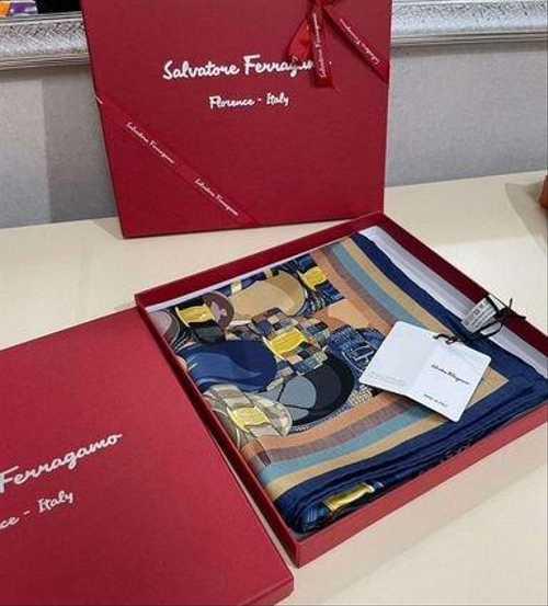 Salvatore Ferragamo шелковые платки в ассортименте