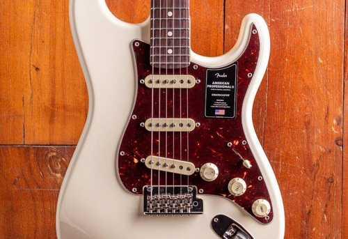 Электрогитара Fender American Professional II Stra