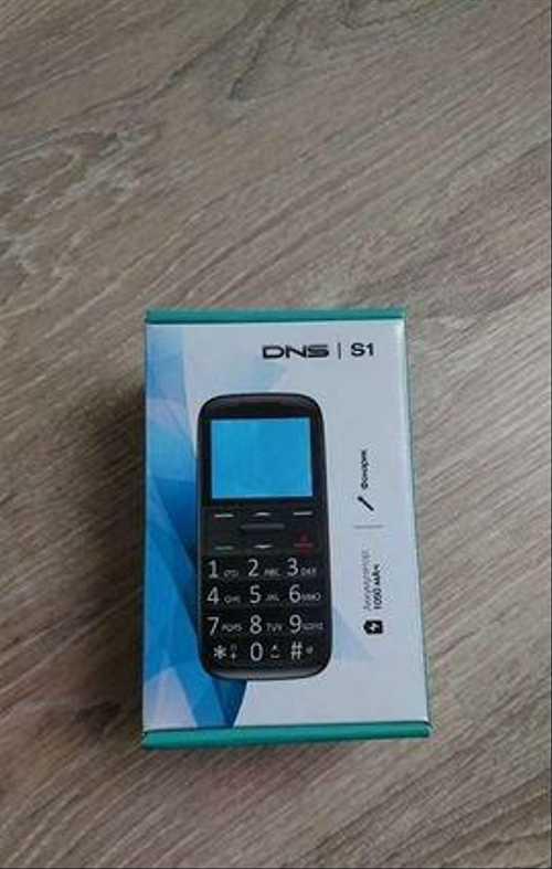 Мобильный телефон DNS S1