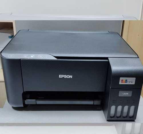 Мфу цветной Epson L3218 состояние нового