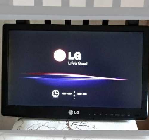 Телевизор LG 19LS3500