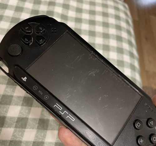 Sony psp e 1008