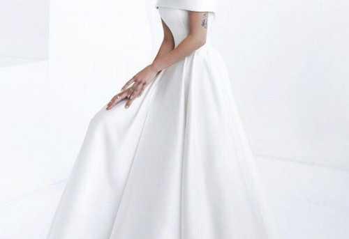 Свадебное платье S 42\44