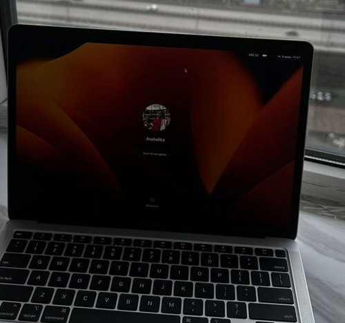 Macbook air 13 2020 m1 8gb 256gb