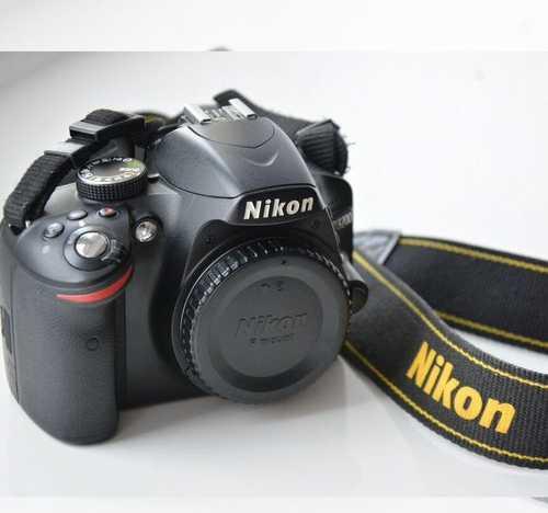 Nikon d3200 body