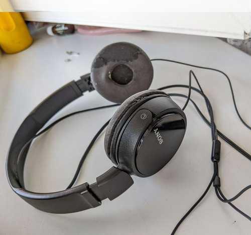Наушники Sony