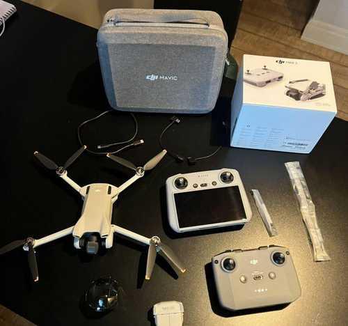 Квадрокоптер dji mini 3 с двумя пультами