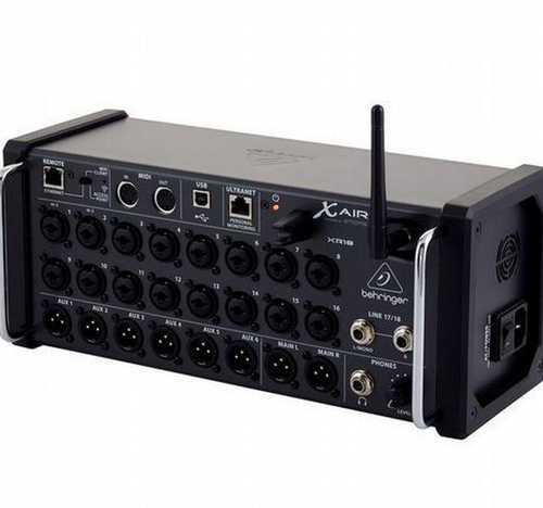 Behringer XR18