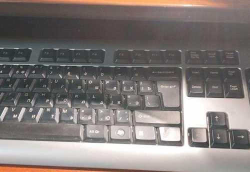 Офисный пк с клавиатурой и мышкой