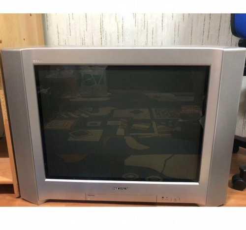 Телевизор Sony Trinitron wega бу