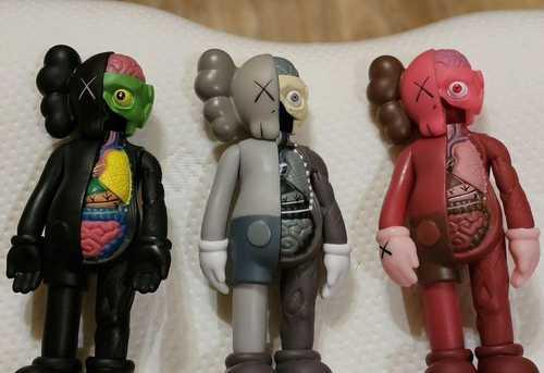 Kaws игрушка