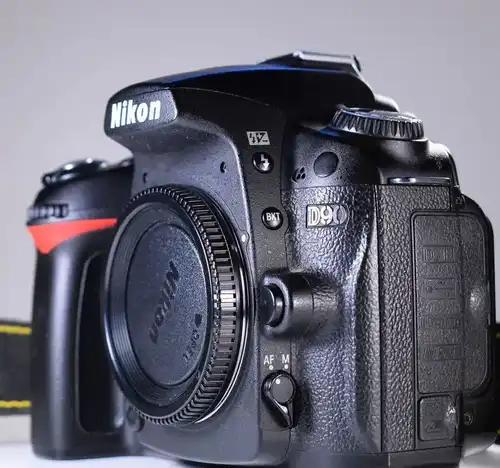 Nikon D90