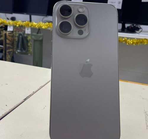 iPhone 15 Pro Max, 256 ГБ