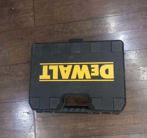 Перфоратор dewalt