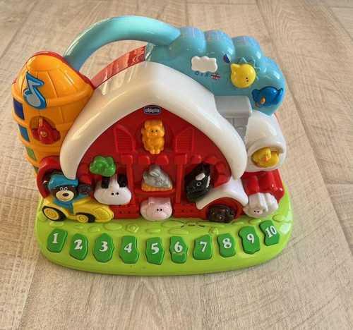 Детская развивающая игрушка говорящая ферма Chicco