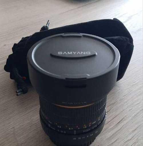 Samyang 8mm f/3.5 Fish-eye для Canon
