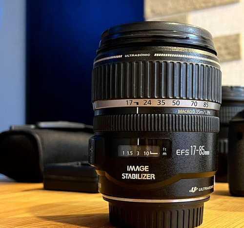 Canon ef-s 17-85mm f4-5.6