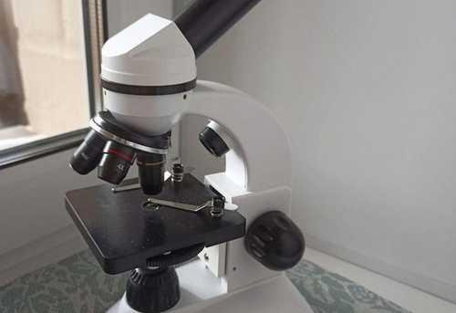 Мощный микроскоп с хорошей оптикой Levenhuk