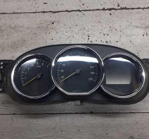 Панель приборов Renault Logan 2 / Sandero