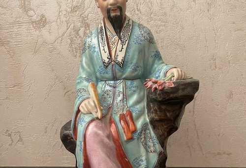 Старинная статуэтка фарфор "Китаец"
