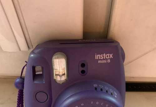 Фотоаппарат мгновенной печати Instax