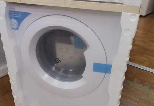 Новая стиральная машина Indesit на 5кг