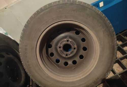 Aurora Radial H710 195/65 R14