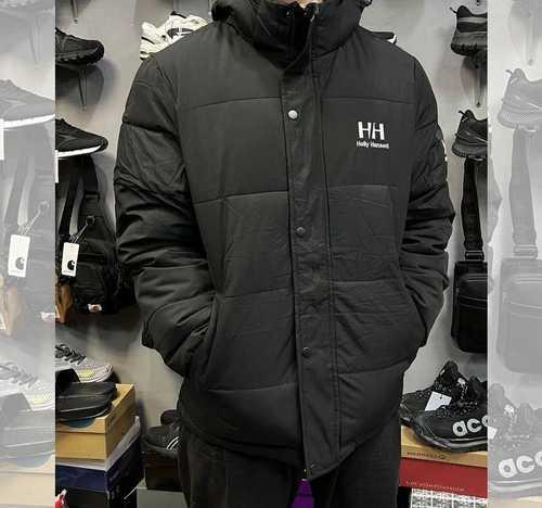 Helly Hansen: зимняя куртка для стиля 48-52