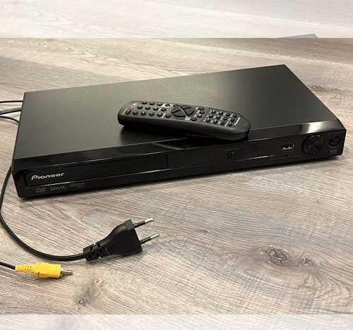 DVD-плеер Pioneer DV-2022