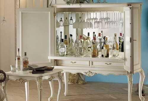 Винный шкаф бар напольный для алкоголя Италия