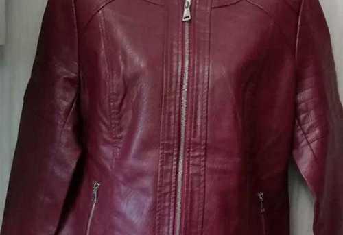 Куртка кожзам женская бордового цвета
