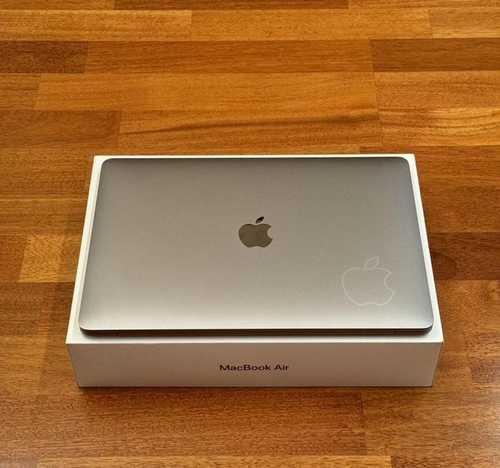 Macbook Air 13 2019 (Retina)