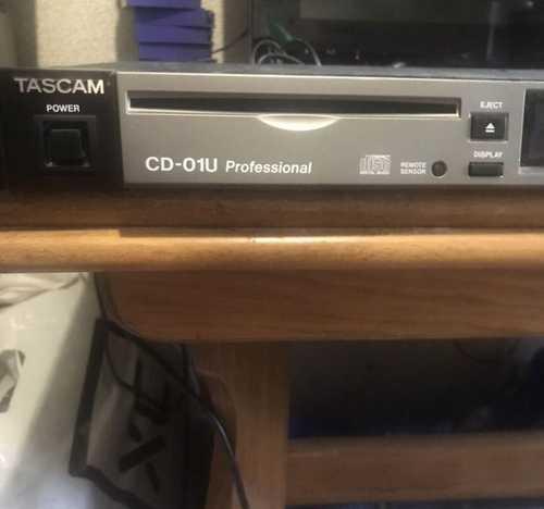Tascam cd-01u. Рабочий
