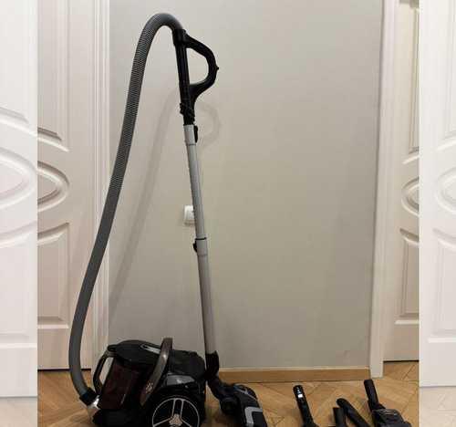 Пылесос Tefal Silence force Cyclonic