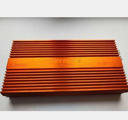 Усилитель Gryphone   Усилитель Pioneer