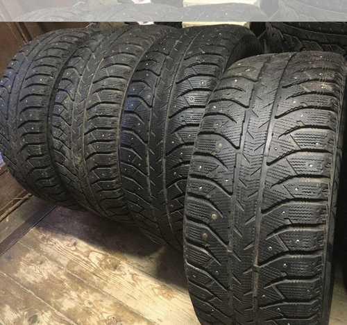 Bridgestone Ice Cruiser 7000 255/55 R18