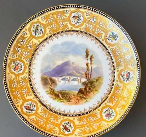 Ваза на ножке Coalport