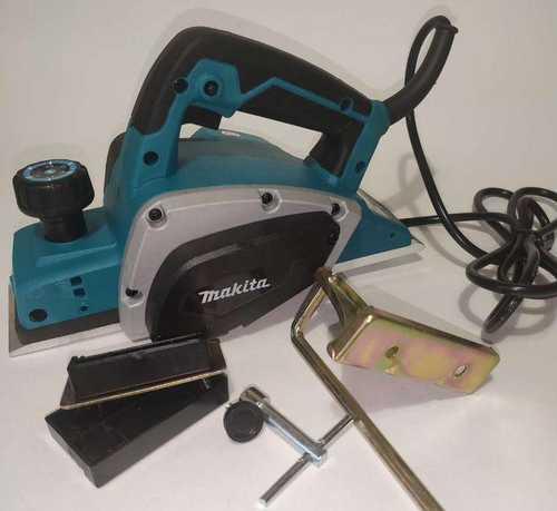 Рубанок Makita KP0800