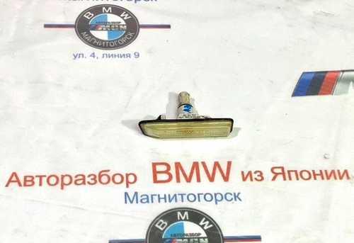 Повторитель поворота левый Bmw X5 E53 M54B30 2004