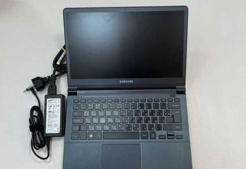 Ноутбук Samsung NP900X3C